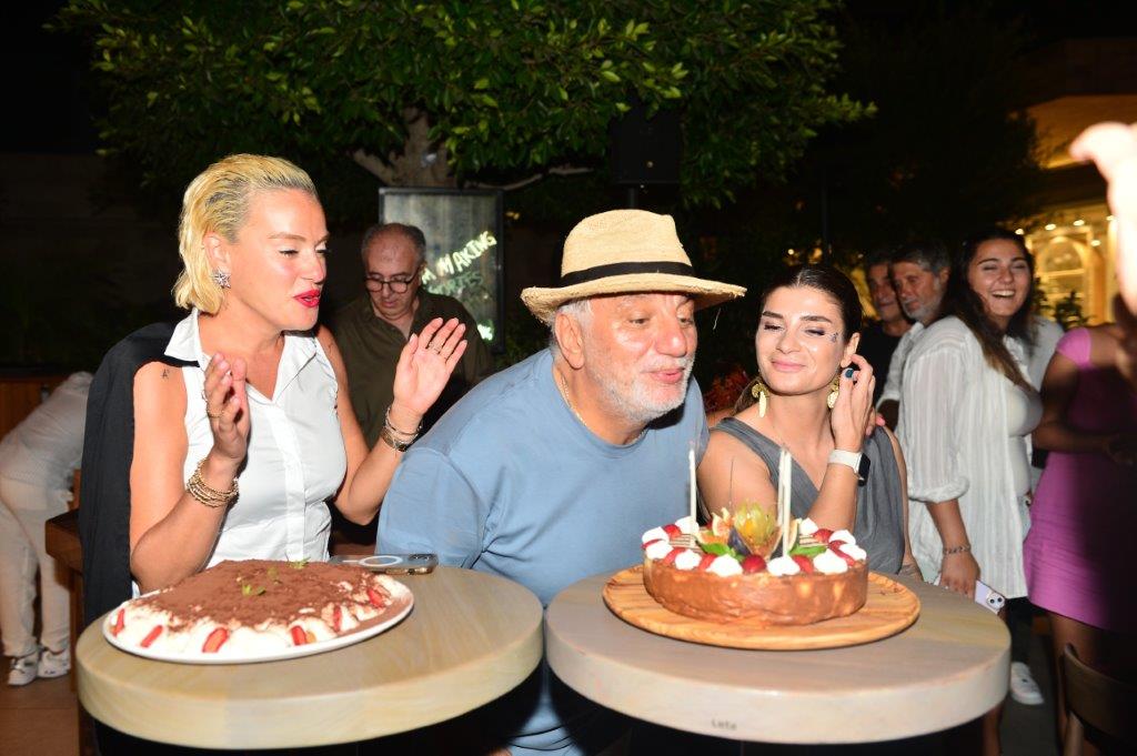 MUSTAFA ARICI'YA DOSTLARINDAN SÜPRİZ DOĞUM GÜNÜ - bodruMania